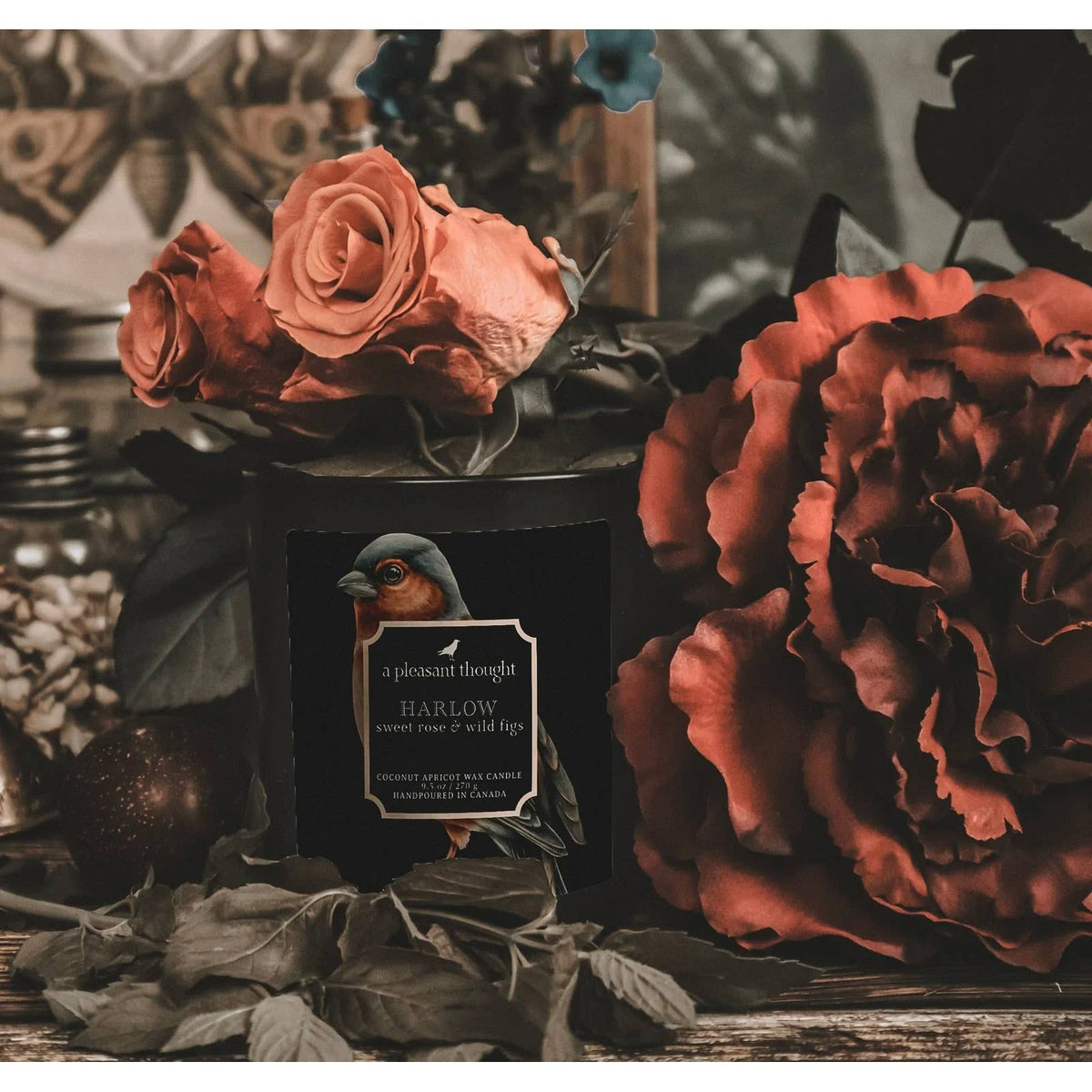 HARLOW | SWEET ROSE & WILD FIGS WOOD WICK CANDLE – Texture + Tuft