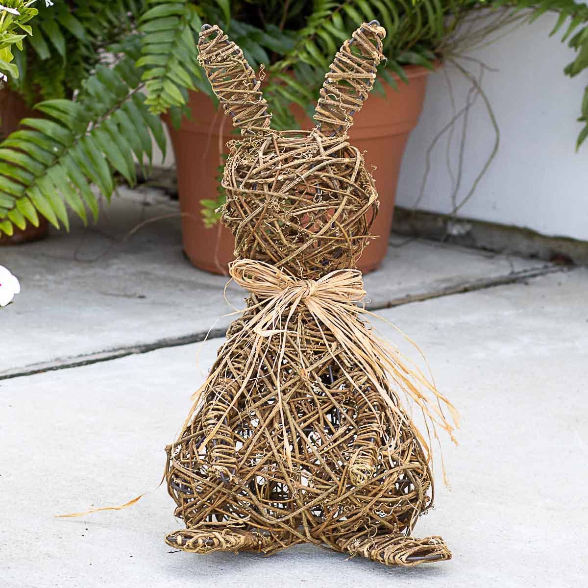 Willow Branch Peter Rabbit – Texture + Tuft